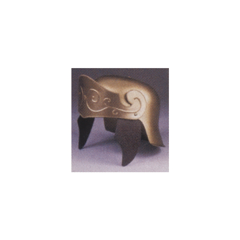 Roman Helmet Gold W No Crest